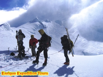TURISMO DE AVENTURA ESQUI NEVADO COPA - PERU